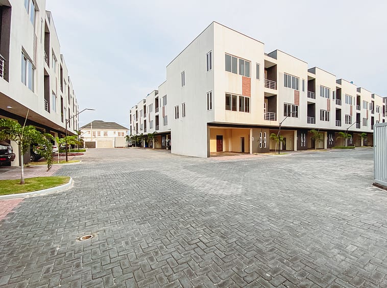 Oasis Park Estate – Prestigious Homes Limited